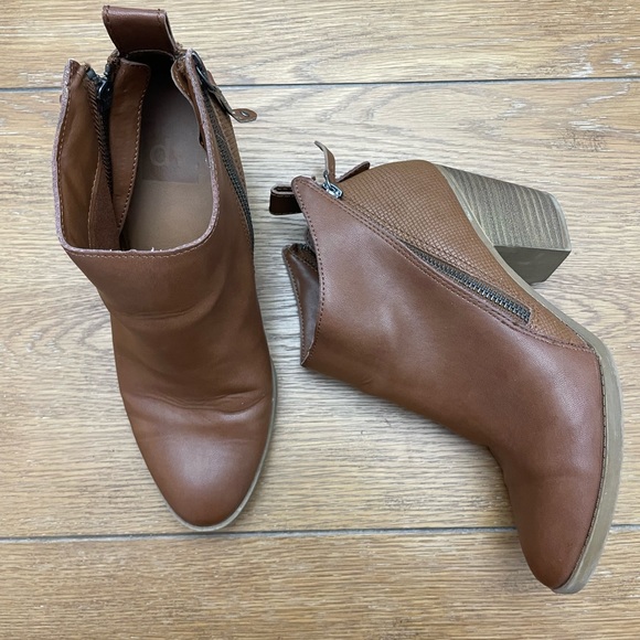 Shoes | Womens Tan Booties | Poshmark
